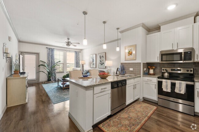 Edgestone at Legacy Apartments for Rent with High Ceilings - Frisco, TX ...