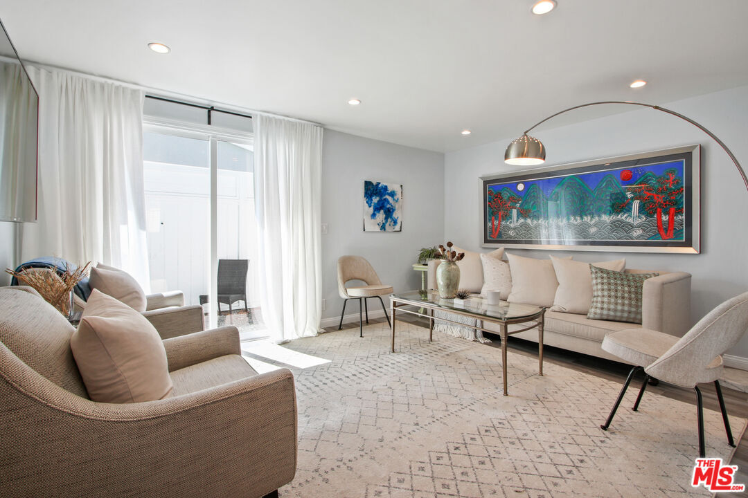 6438 Rhea Ave, Reseda, CA 91356 - House Rental in Reseda, CA ...