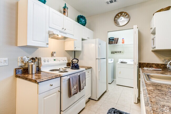 Sabal at Wyndtree Apartments for Rent with a Walk-In Closet - Trinity ...