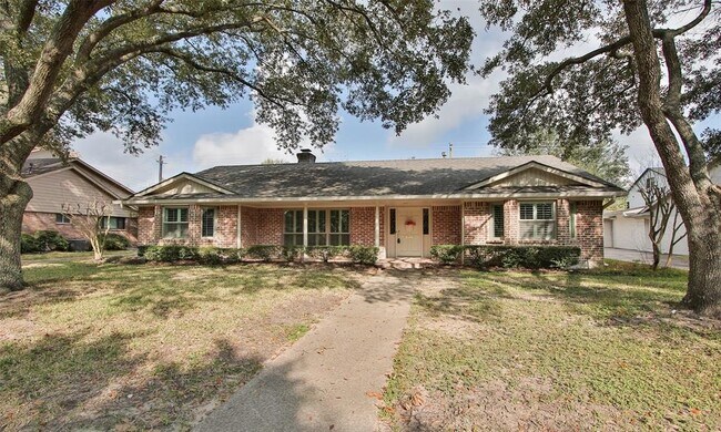 5242 Imogene St, Houston, TX 77096 - House Rental in Houston, TX ...