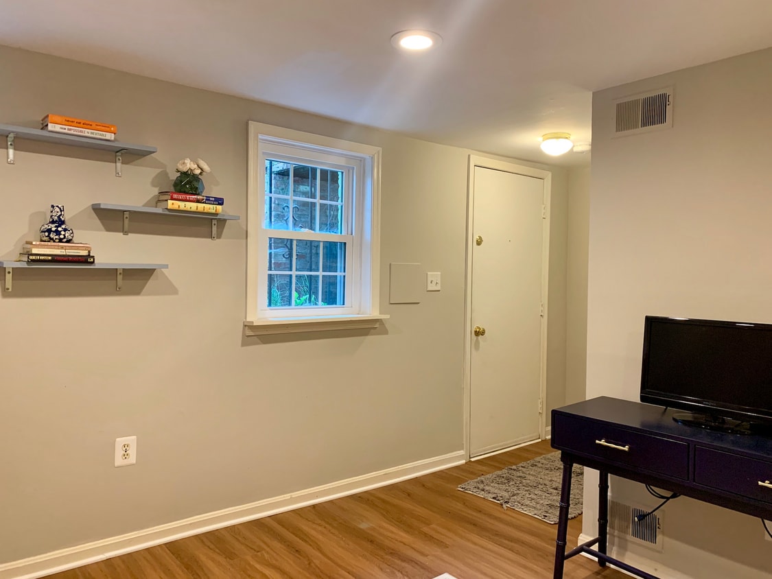 1434 A St Se Unit B Lower, Washington, DC 20003 - Room for Rent in ...