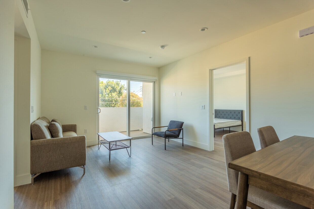 2252 Apartments for Rent in Westside, CA | Westside Rentals