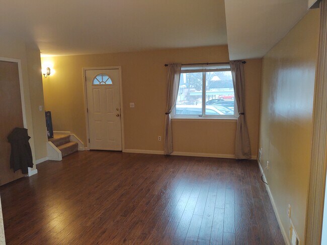 41202 N Woodbury Green Dr Unit 41202, Belleville, MI 48111 - Condo for ...