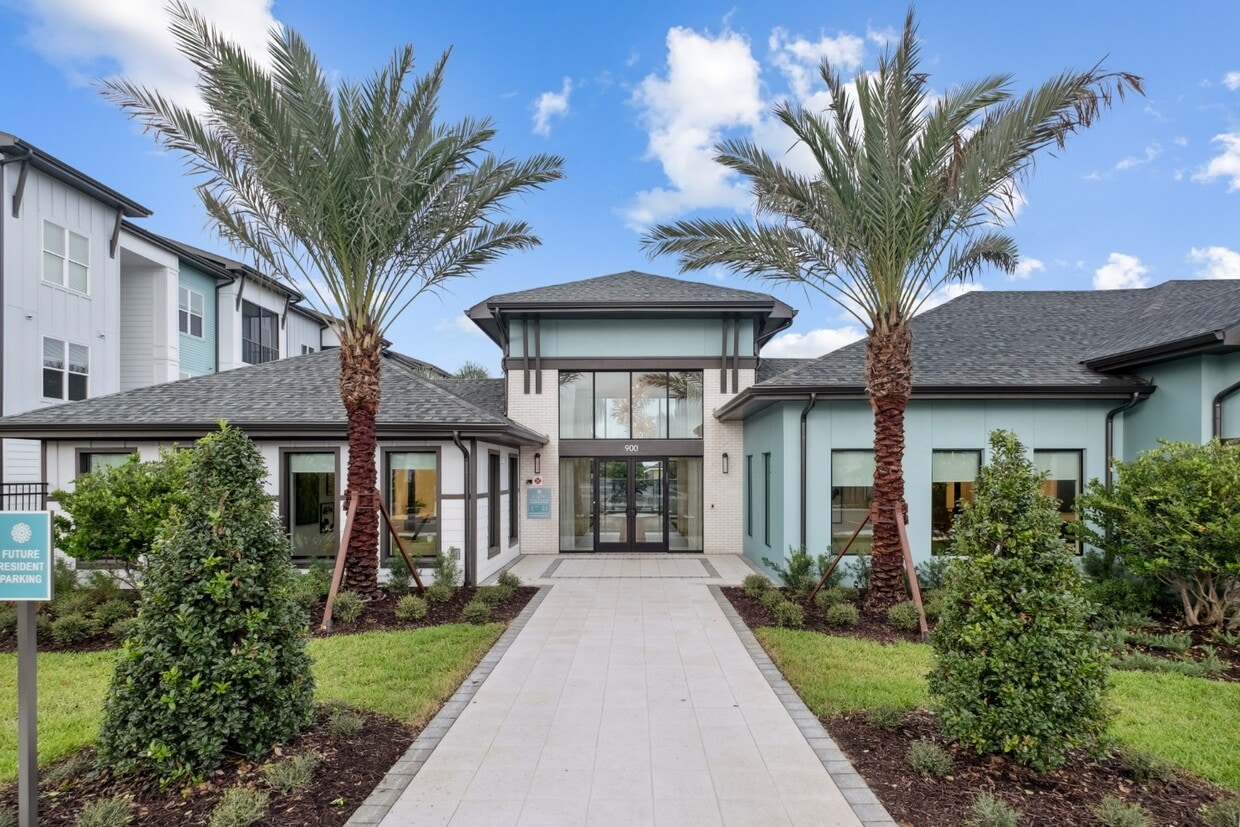 Ezelle - 900 Laura Oaks Blvd Kissimmee, FL 34747 | Apartments.com