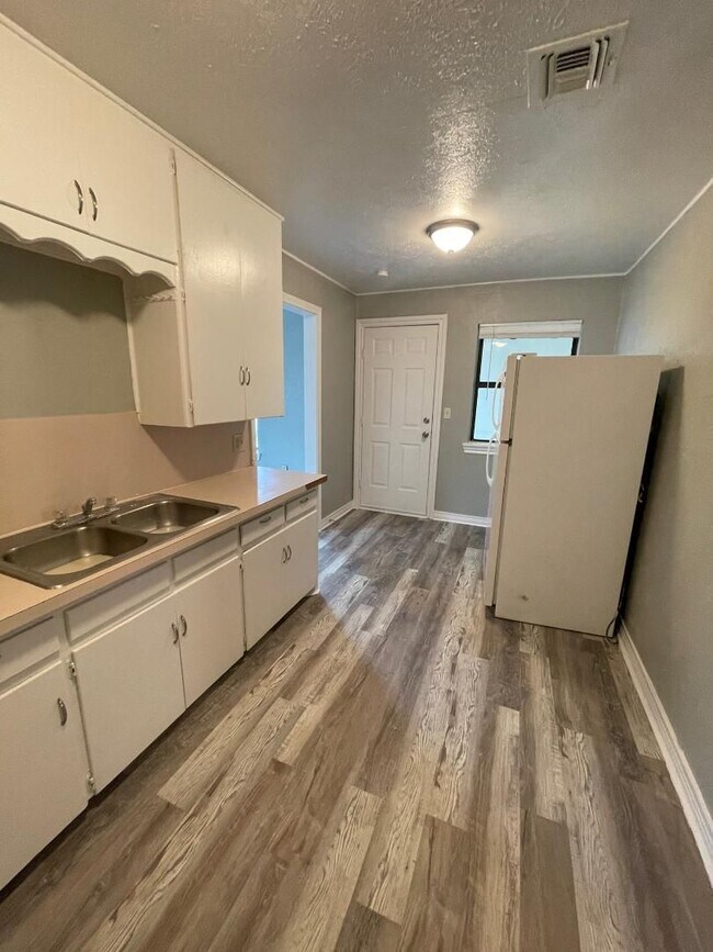 1024 Arkansas St, Norman, OK 73071 - House Rental in Norman, OK | Apartments.com