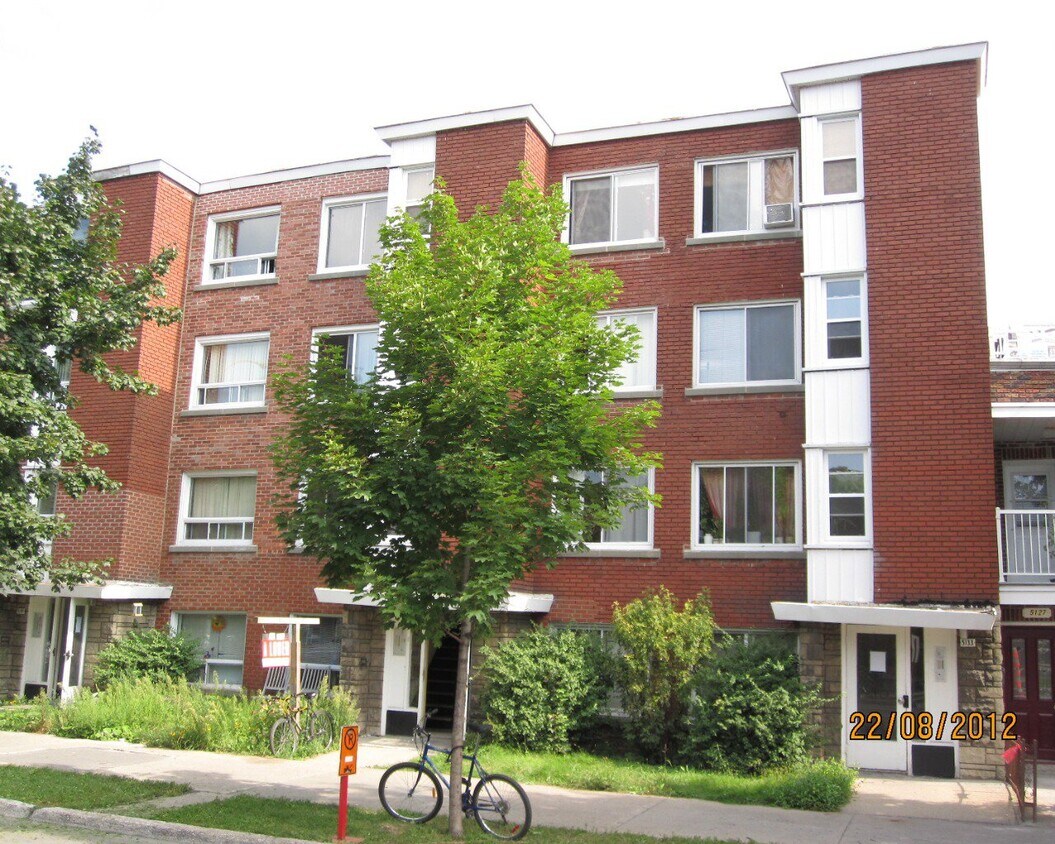 5148 St Saint-Hubert Unit 8, Montréal, QC H2J 2Y3 Apartments - 5148 St ...