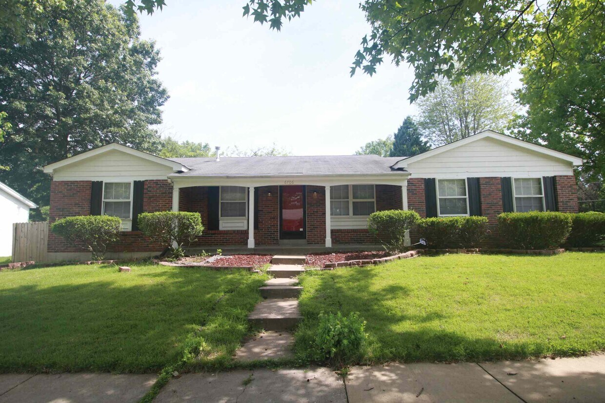 6706 Lesli Mari Ct, Florissant, MO 63033 - House Rental in Florissant ...