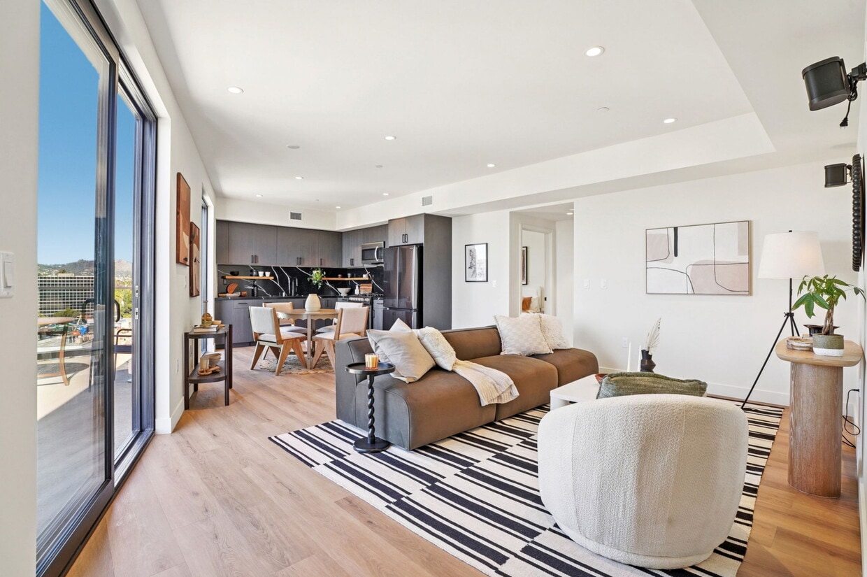 The Spaulding - 1110 S Spaulding Ave Los Angeles, CA 90019 | Apartments.com