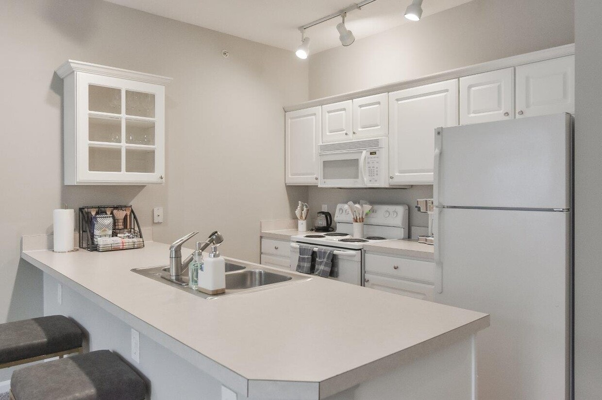 Central Park Apartment Homes - 105 Radio City Blvd Columbus, OH 43235 ...