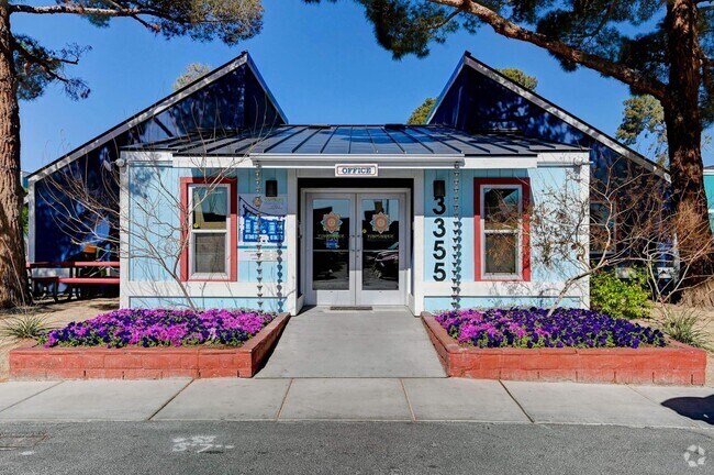 Apartamentos de renta en Drake Estates, Las Vegas, NV con gimnasio - 12 ...