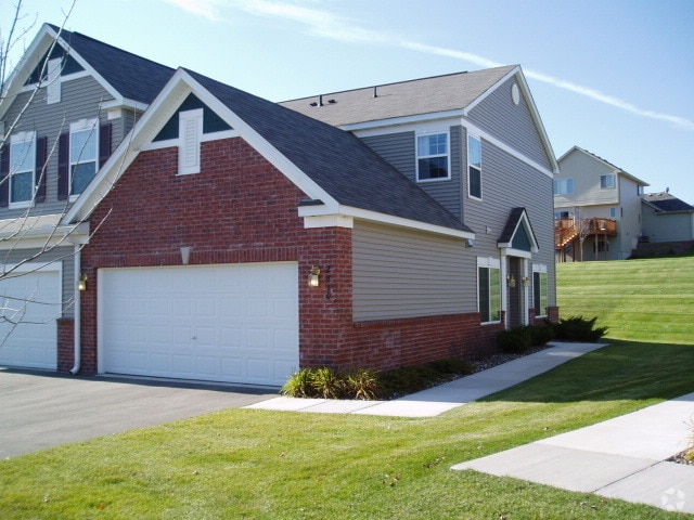 Town Course Heights Apartments for Rent - Chaska, MN - 1 Rentals ...