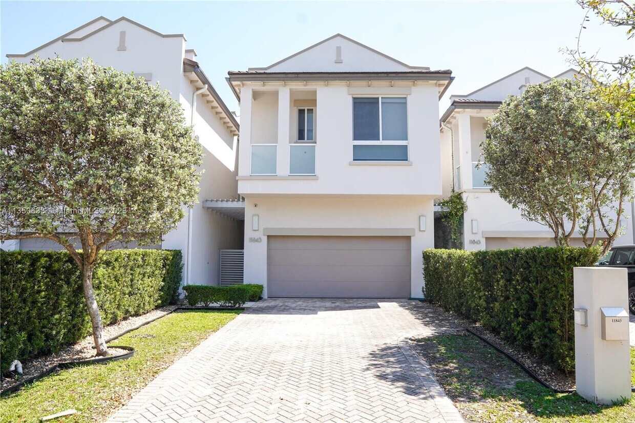 11843 SW 81st Rd, Miami, FL 33156 - Townhome Rentals in Miami FL ...