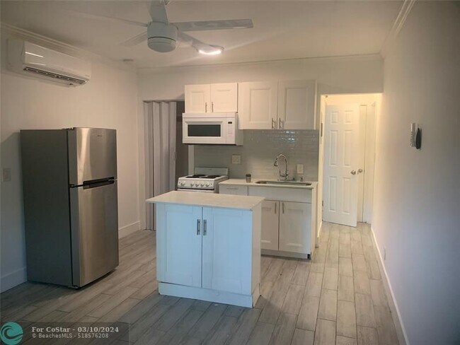 549 SW 13th Ave Unit 5, Fort Lauderdale, FL 33312 - Room for Rent in ...