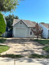 Northcliffe Manor Apartments for Rent with Hardwood Floors - Houston ...