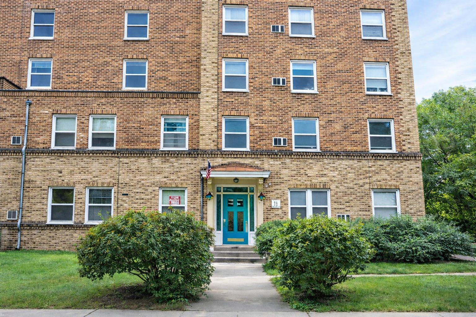 Remington Apartments - 708 5th St Se Minneapolis, MN 55414 | Apartments.com