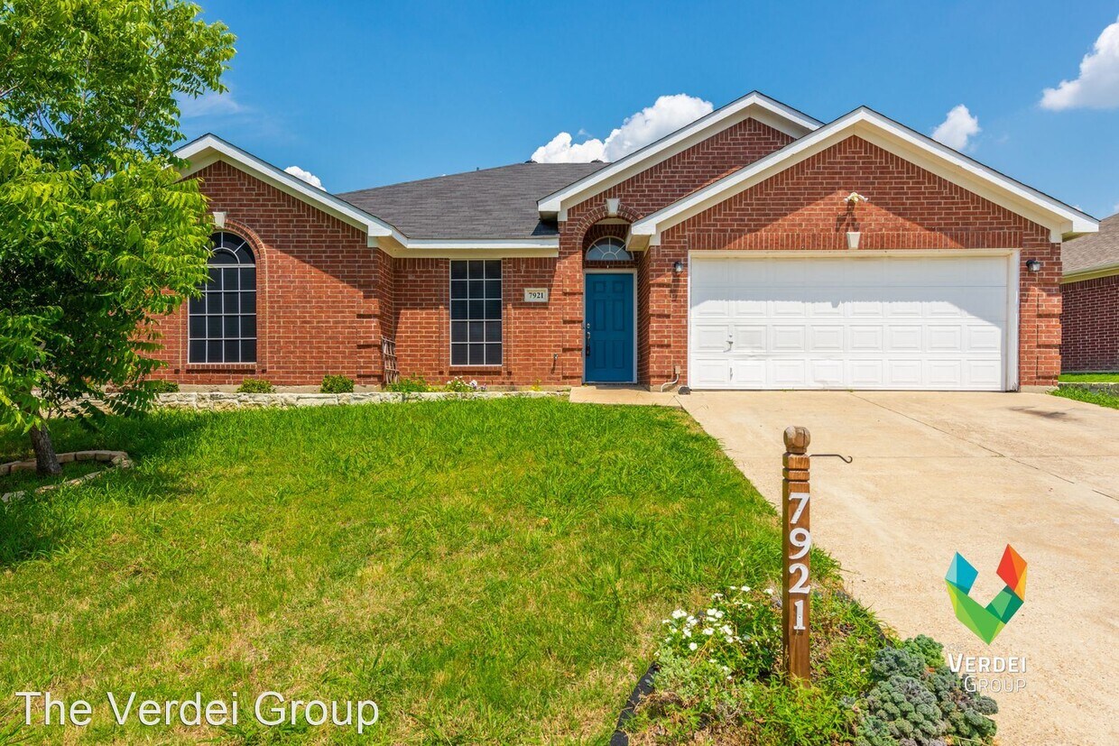 7921 Rattlers Ct, Arlington, TX 76002 - House Rental in Arlington, TX ...