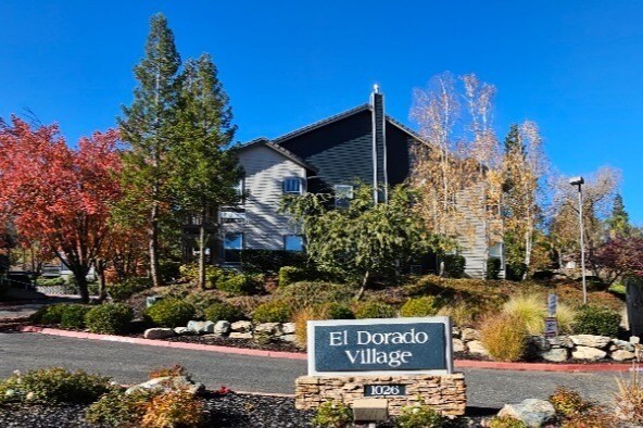Apartments for Rent in El Dorado Hills CA with High Ceilings - 2 ...
