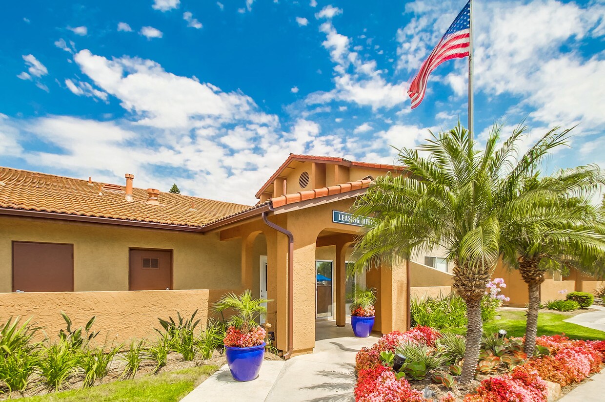 Las Ventanas Apartments - Vista, CA | Apartments.com