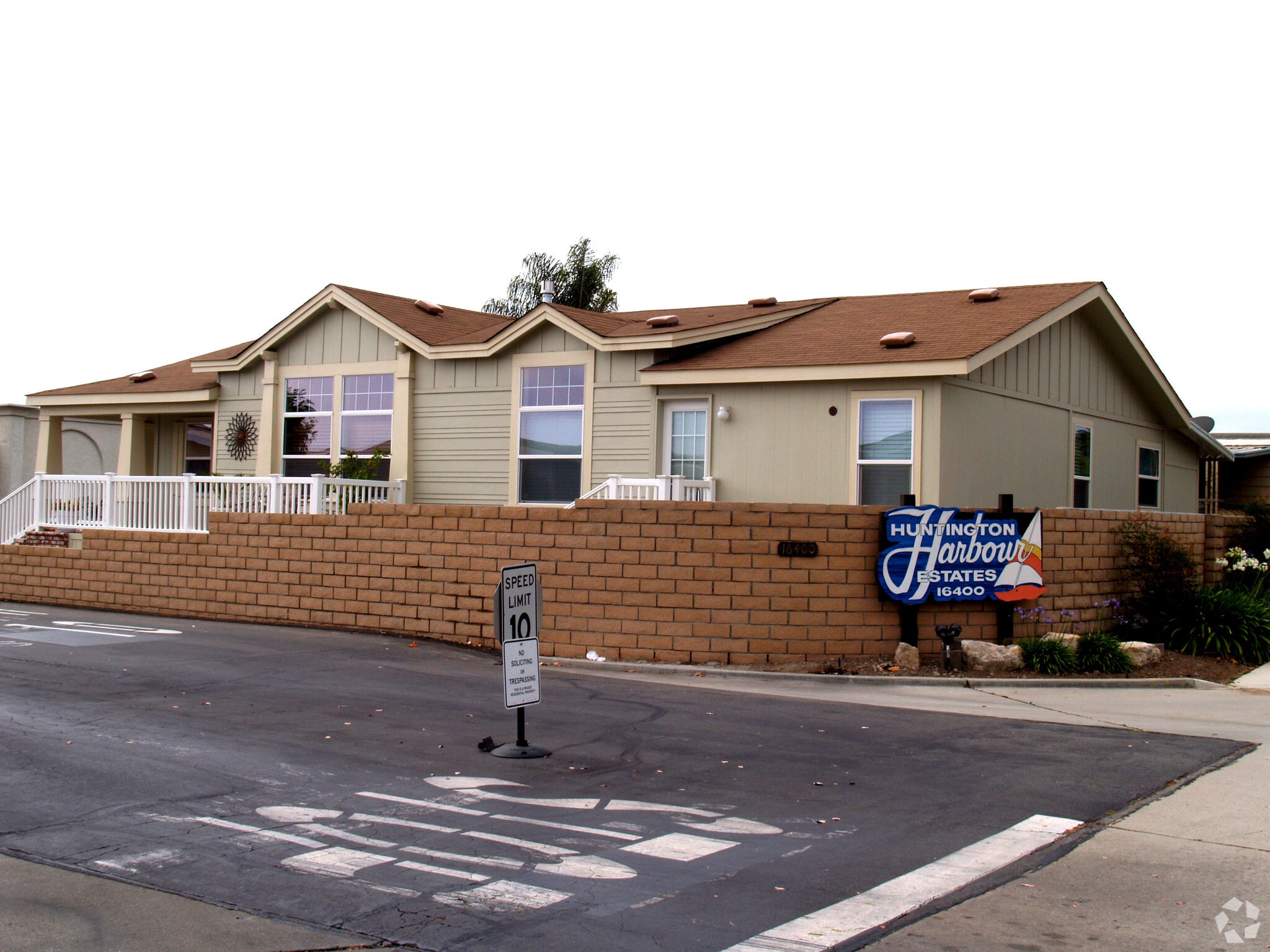 Huntington Harbour Mobile Estates - 16400 Saybrook Ln Huntington Beach ...
