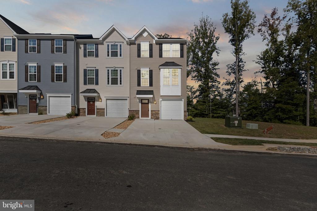 8828 Stevenson Ln, Spotsylvania Courthouse, VA 22553 - Townhome Rentals ...