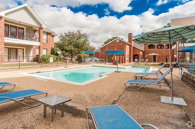 Rustic Woods Apartments for Rent with a Dog Park - Bedford, TX - 26 ...