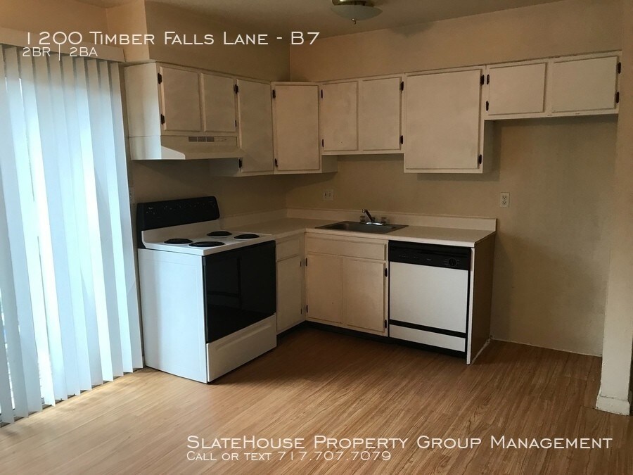 1200 Timberfalls Ln Unit B7, Blakely, PA 18447 - Room for Rent in ...