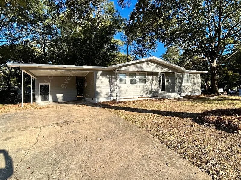 4207 Azalea Dr, Jackson, MS 39206 | Apartments.com