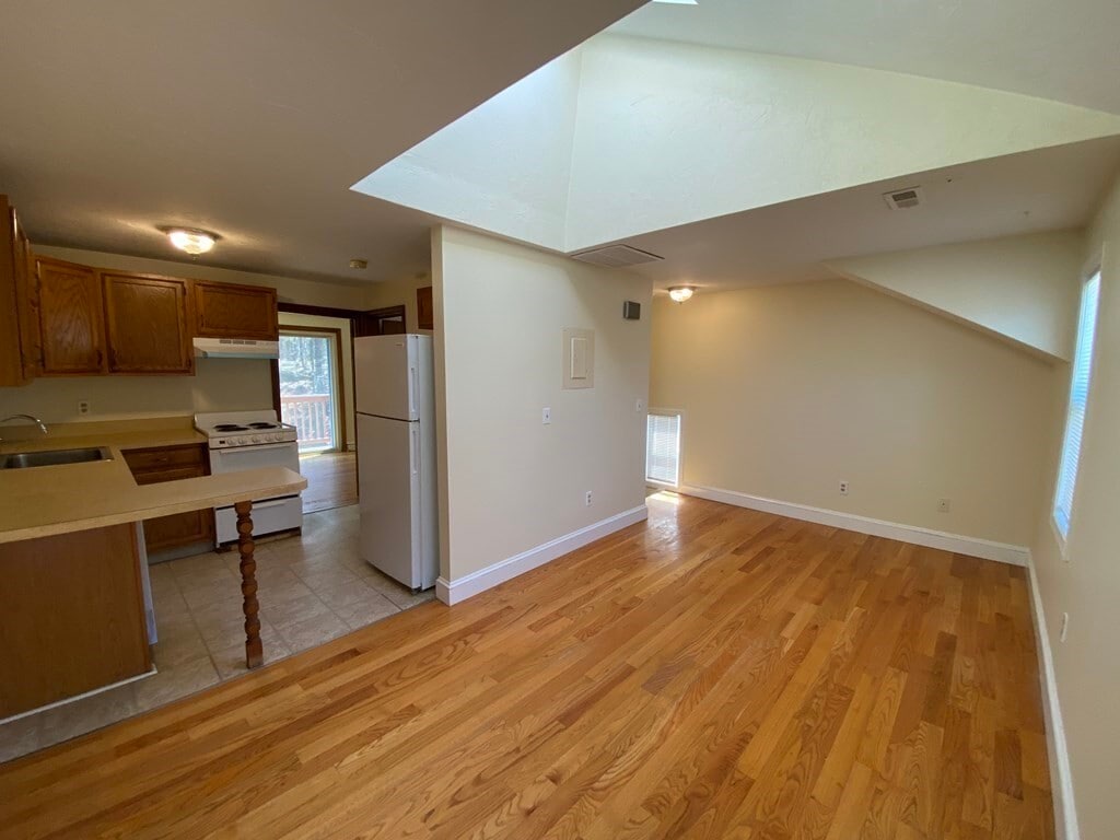 28 Wren Terrace, Quincy, MA 02169 - Townhome Rentals in Quincy MA ...