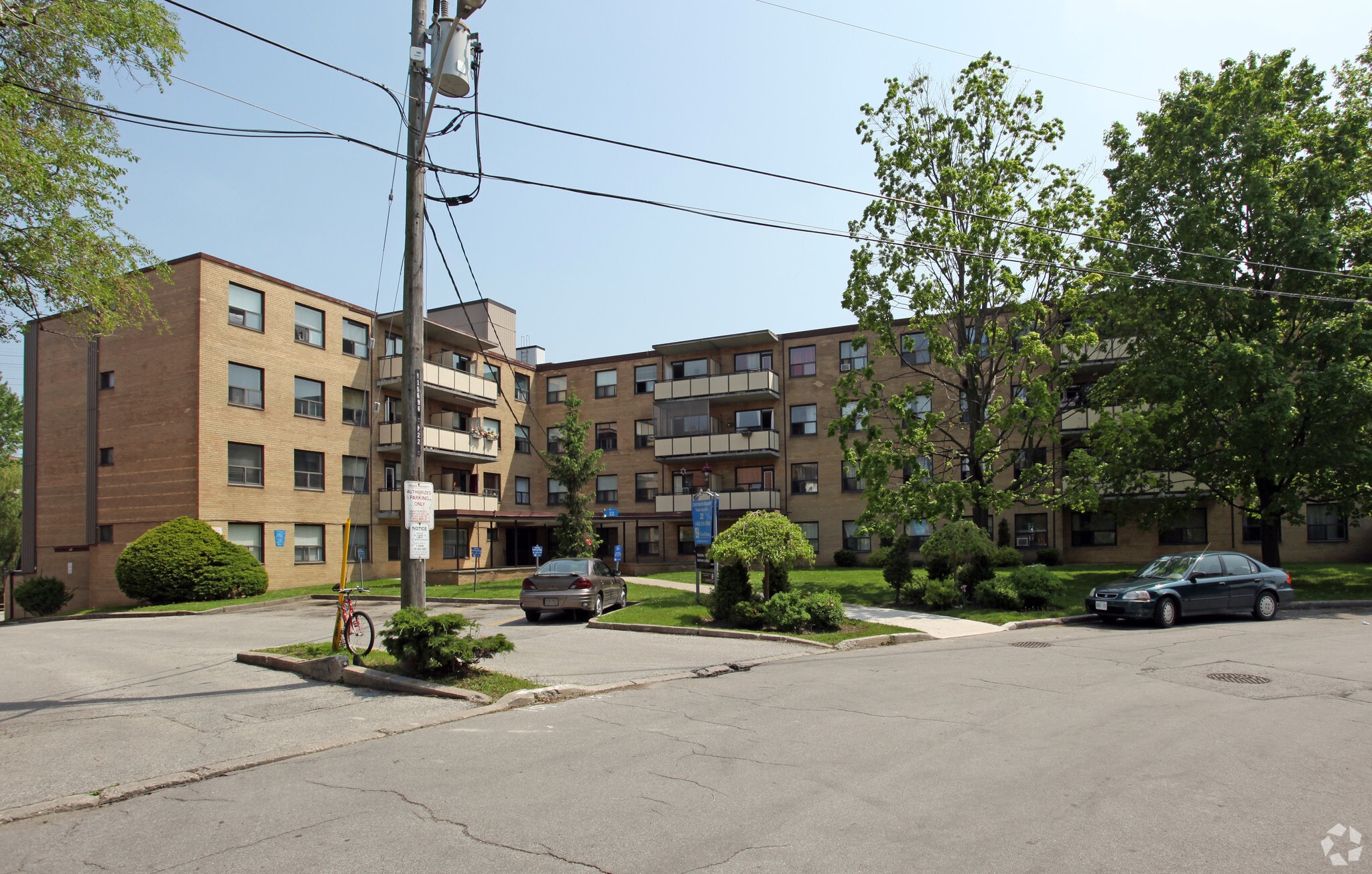 22 Tinder Cres, Toronto, ON M4A 1L6 Appartements - 22 Tinder Cres ...