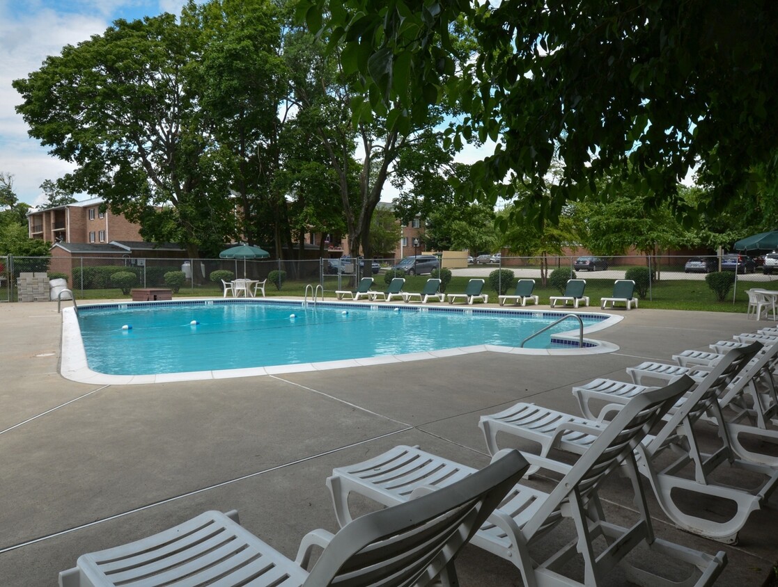 Paoli Place Arms Apartments - 77 S Valley Rd Paoli, PA 19301 ...