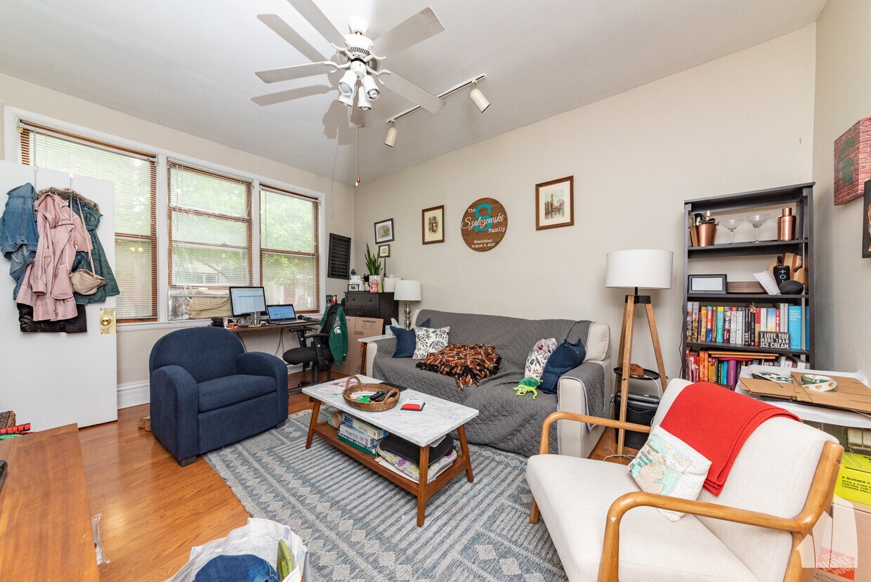 1421 W Fletcher St Unit 1F, Chicago, IL 60657 - 1421 W Fletcher St ...