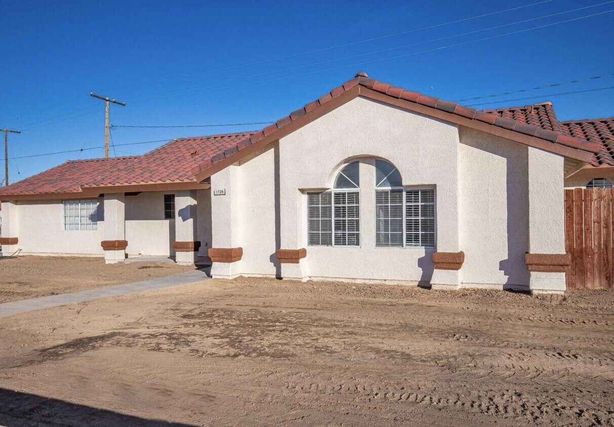 21724 98th St, California City, CA 93505 - House Rental in California ...