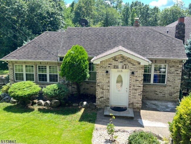 115 Pine Brook Rd, Lincoln Park, NJ 07035 - House Rental in Lincoln ...