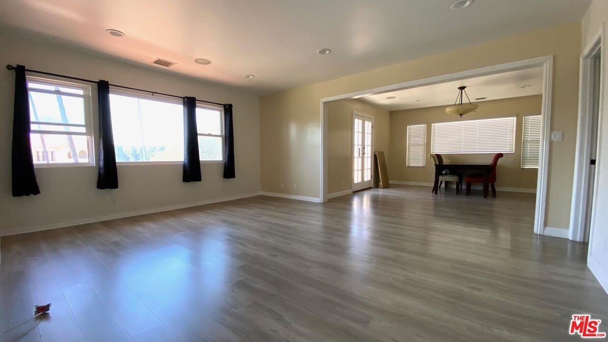 1326 S Victoria Ave, Los Angeles, CA 90019 - House Rental in Los ...