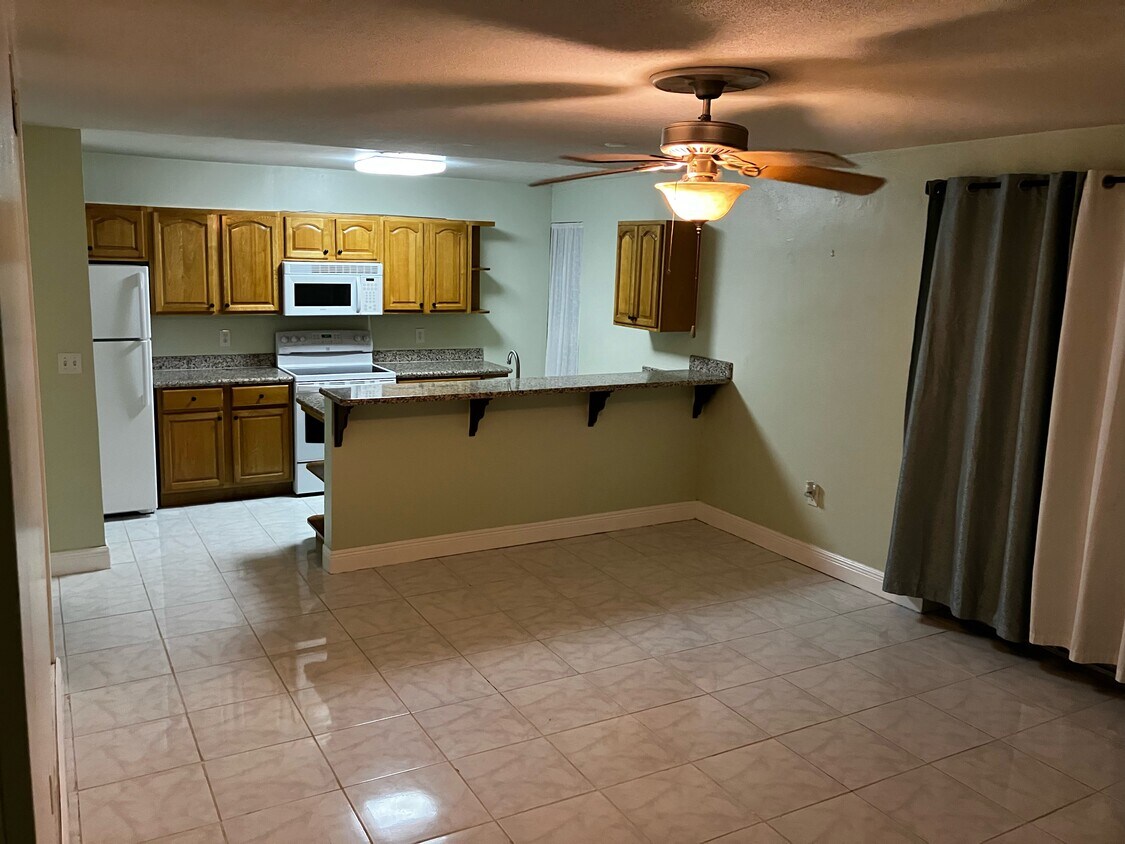250 N Banana River Dr Unit F12, Merritt Island, FL 32952 - Condo for ...