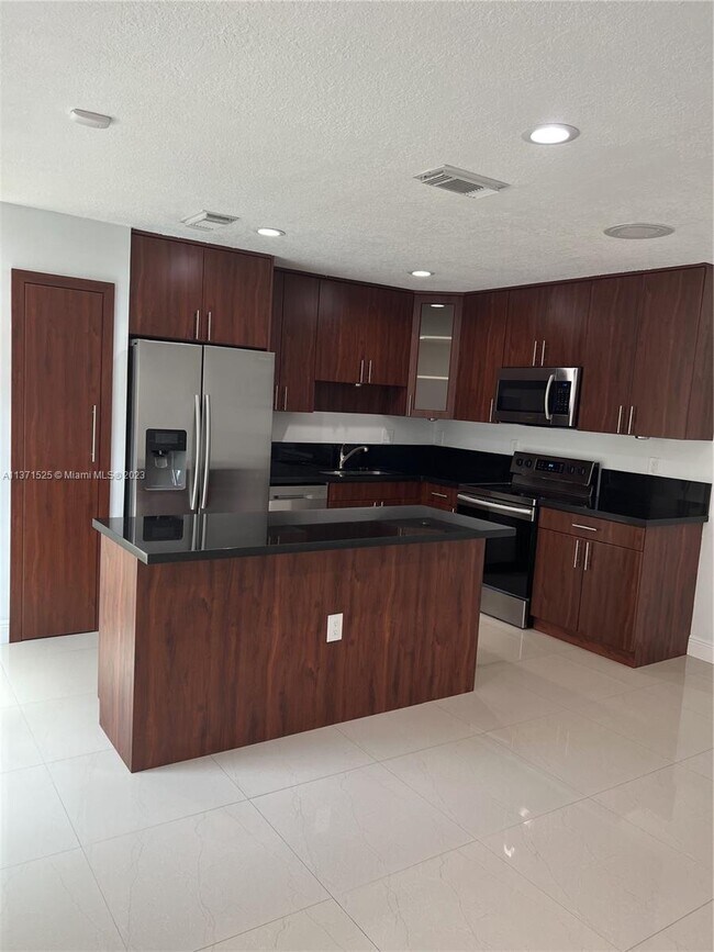 14848 SW 104th St, Miami, FL 33196 - Townhome Rentals in Miami FL | Apartments.com