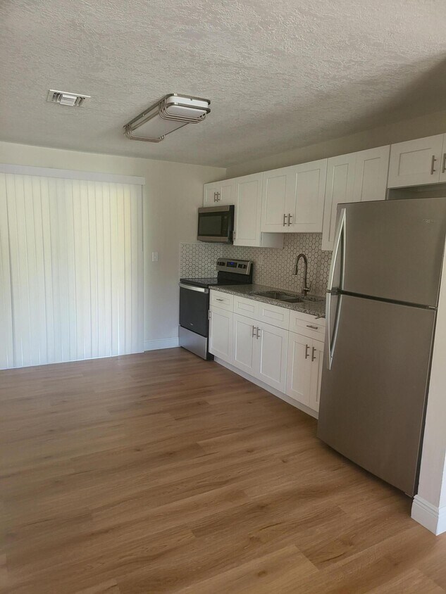 2727 SE Normand St, Stuart, FL 34997 - Townhome Rentals in Stuart FL ...