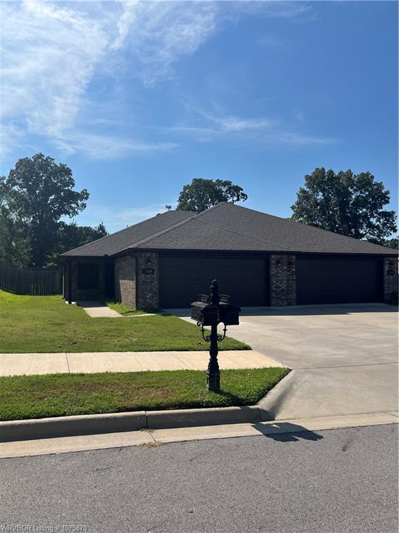 1309 Springhill Rd, Barling, AR 72923 - Townhome Rentals in Barling AR ...