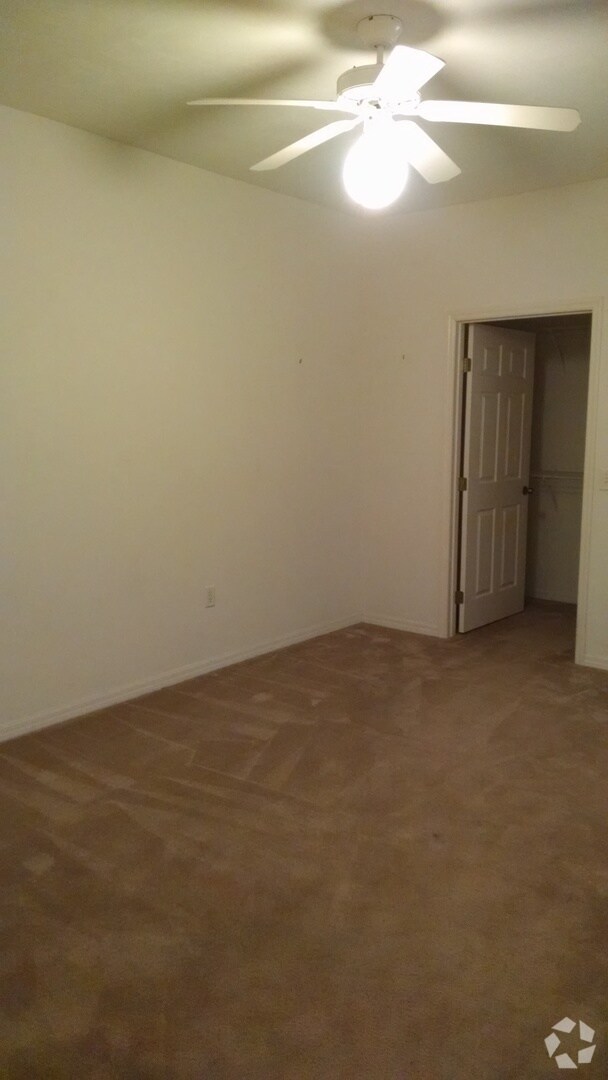 Town of Tioga Houses under $2,500 - Newberry, FL - 1 Homes