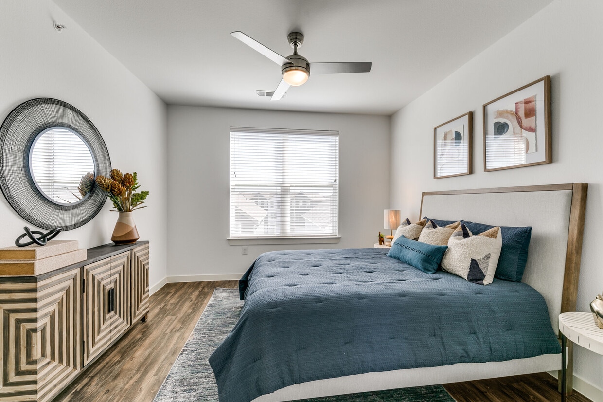 Kessler Bluffs Townhomes for Rent - Dallas, TX | Apartments.com