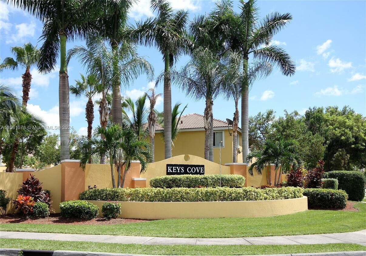 2468 SE 15th Pl, Homestead, FL 33035 - Townhome Rentals in Homestead FL ...