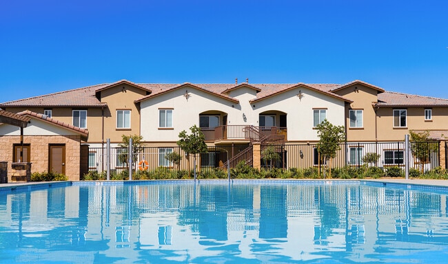 Apartments For Rent With Hardwood Floors In Delano Ca Apartments