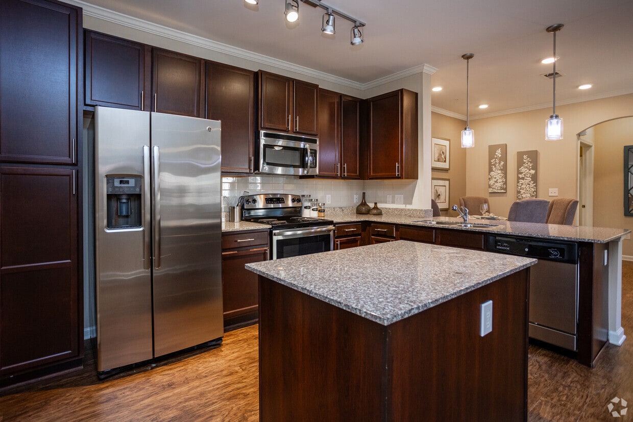 The Reserve at Johnson City Apartments - 1084 W Oakland Ave Johnson ...