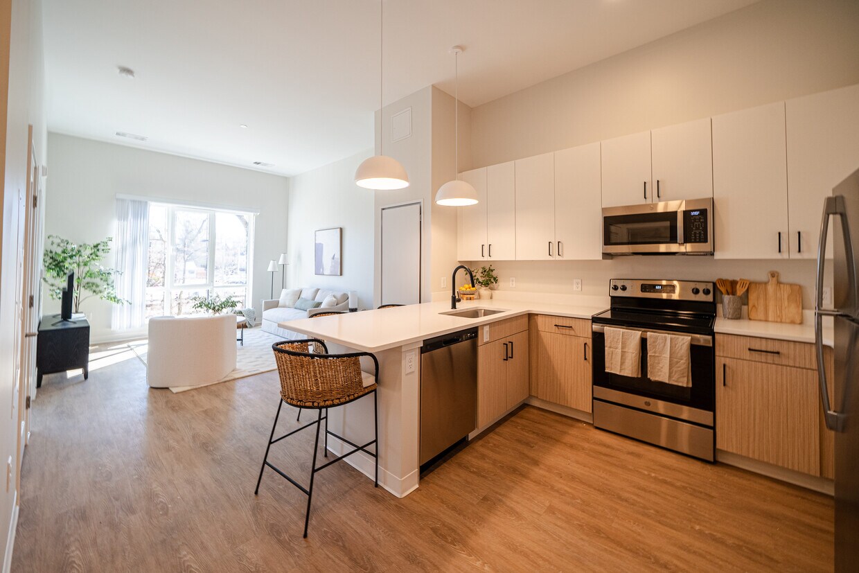 Rozzie - Apartments in Roslindale, MA | Apartments.com