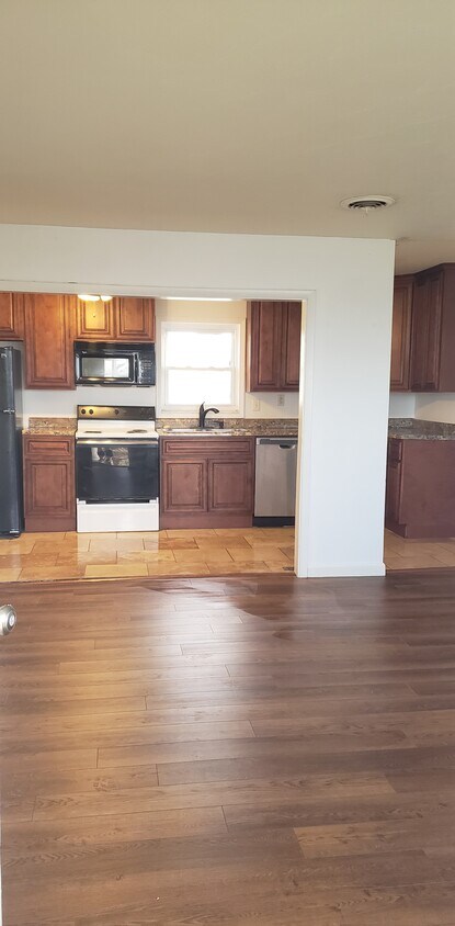 420 Walling Dr, Piney Flats, TN 37686 - House Rental in Piney Flats, TN ...