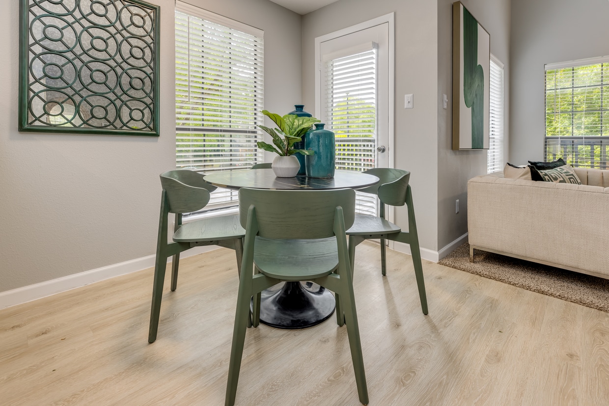 The Quinn On Ravenglass - 2105 Ravenglass Pl Raleigh, NC 27612 ...