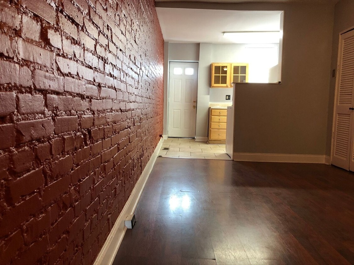 3242 Barclay St, Baltimore, MD 21218 - Townhome Rentals in Baltimore MD ...