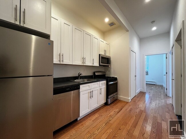 16-29 Summerfield St Unit 1L, Queens, NY 11385 | Apartments.com