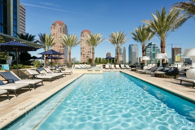 Hanover Post Oak Apartments - Houston, TX | Apartments.com