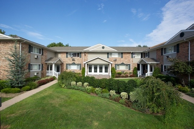 Fairfield At Babylon Village - 134 Park Ave Babylon, NY 11702 ...
